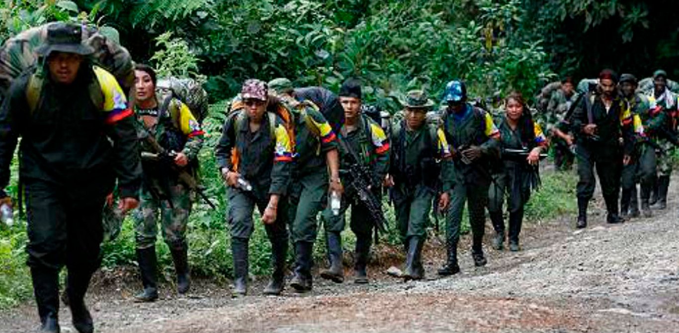 ‘Zonas de las Farc las coparon bandas comprando franquicias’: Ariel ...