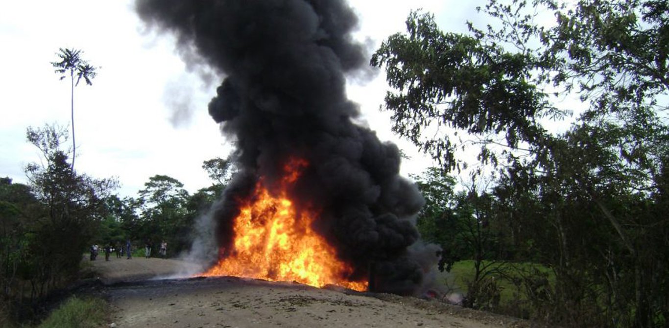 ELN y FARC continuarán atacando infraestructura petrolera - Pares
